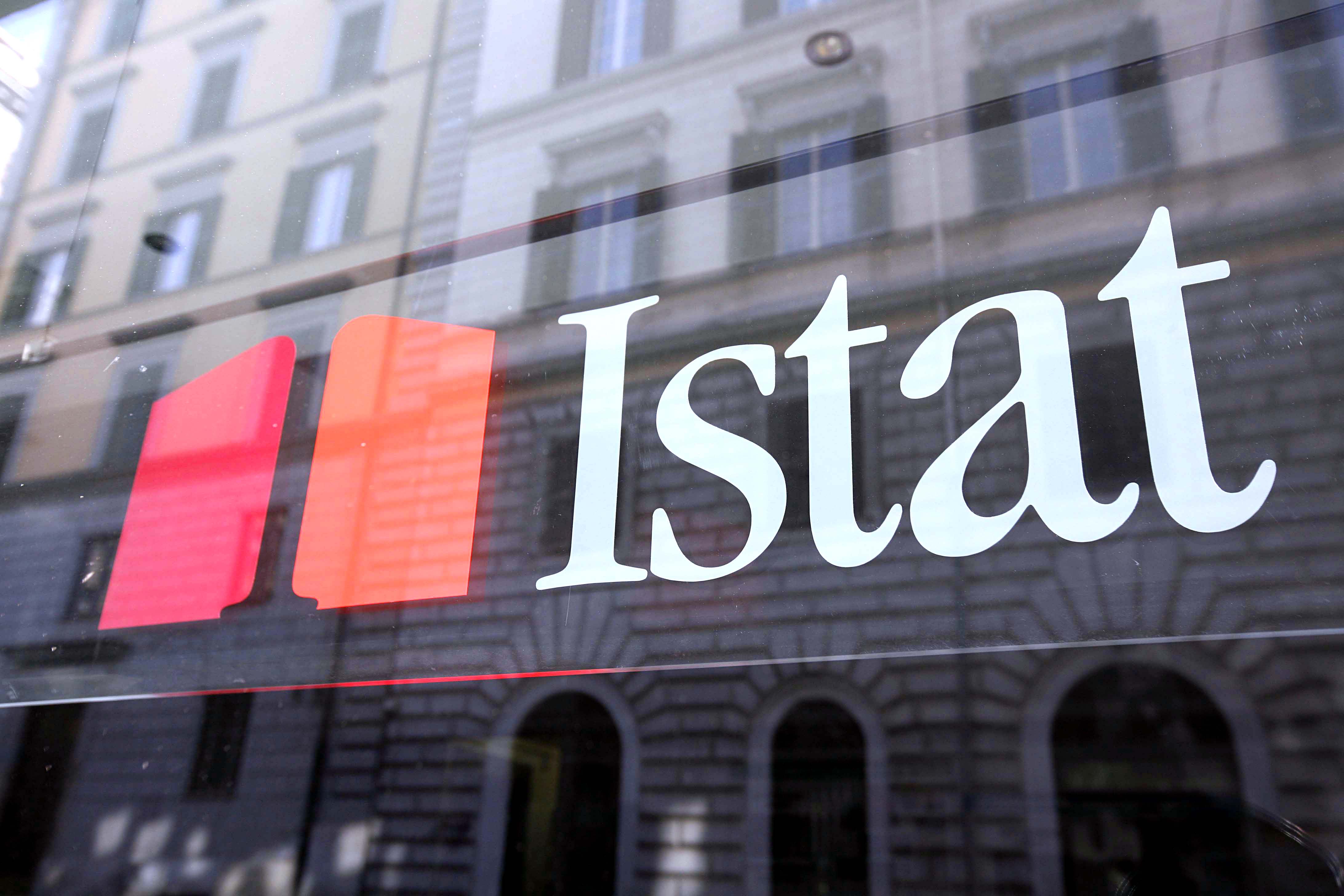 Istat: nel 2020 calo del Pil dell’8,9%; nel 2021, crescita del 4,0% ... Istat: nel 2020 calo del Pil dell’8,9%; nel 2021, crescita del 4,0% ...